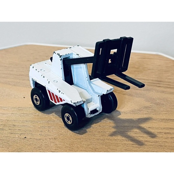 MATCHBOX | Toys | Vintage Matchbox 977 Forklift Truck Diecast Toy Car ...